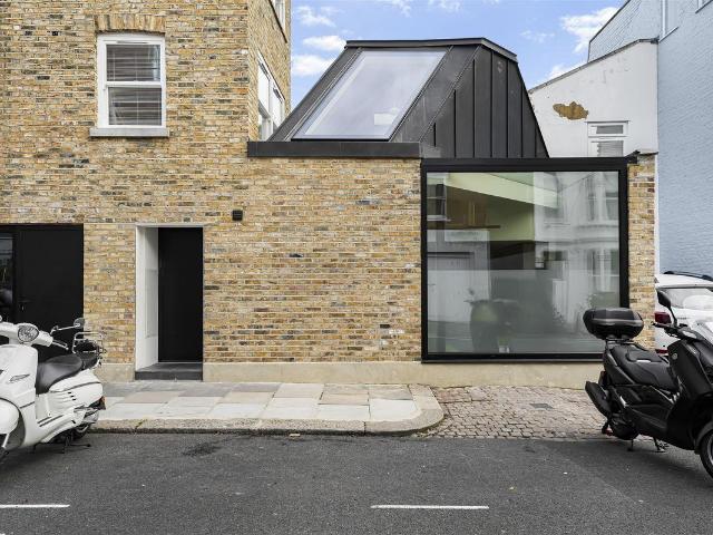 Cortayne Road, Parsons Green SW6, 3 bed property to rent, £4,000 pcm | PrimeLocation