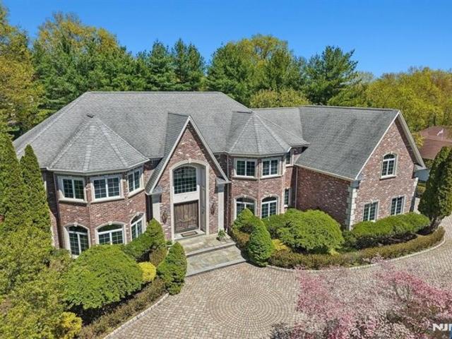 Cortland Trl, Mahwah, Home For Sale