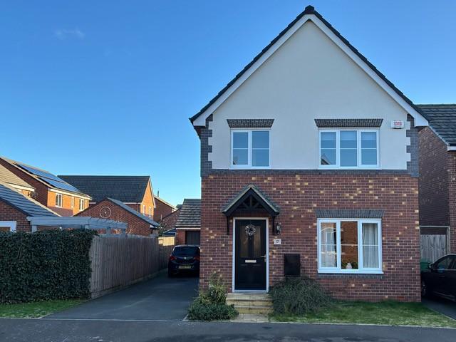 Cortland Way, Stourport on Severn, DY13 4 bed property to rent £1,550 pcm £358 pw