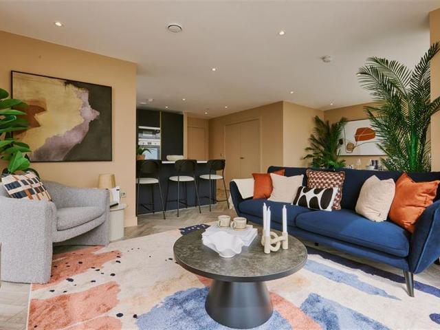 Cortland, Bankside Blvd M3, 3 bed flat to rent, £2,985 pcm | PrimeLocation