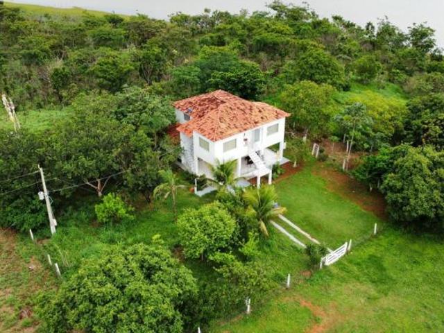 Corumba III 35 Km Luziania GO 5,8 Hec 5 Quartos 3 suites R$ 1.500.000,00