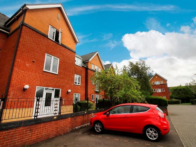 Corvette Court, Atlantic Wharf, Cardiff Bay CF10, 1 bed flat to rent, £900 pcm | PrimeLocation