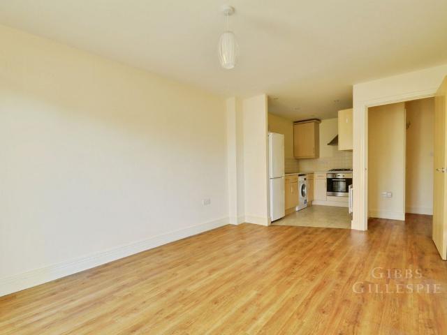 Corwell Lane, Uxbridge UB8, 1 bed flat to rent, £1,300 pcm | PrimeLocation