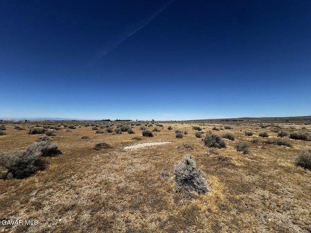 Cor 127 Unit H12, Lancaster, CA 93535