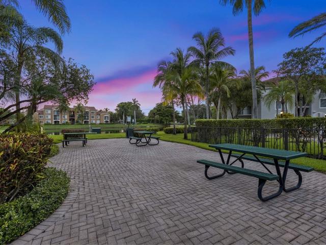 Coral Vista 2 Bedroom Apartment for Rent at 8090 Nw 96th Ter, Tamarac, FL 33321 Westwood Community South