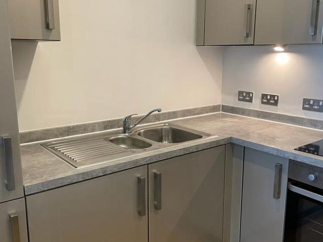 Coral Apartments Salton Square, London E14, 1 bed flat to rent, £1,750 pcm | PrimeLocation