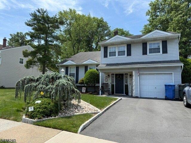 Coral Ct, Woodbridge, Home For Sale
