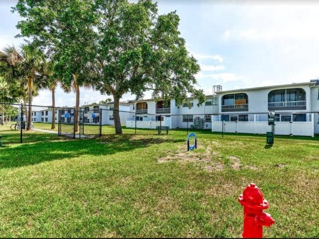 Coral Key 2 Bedroom Apartment for Rent at 9926 Grace Dr, Tampa St. Petersburg, FL 34668 West Port