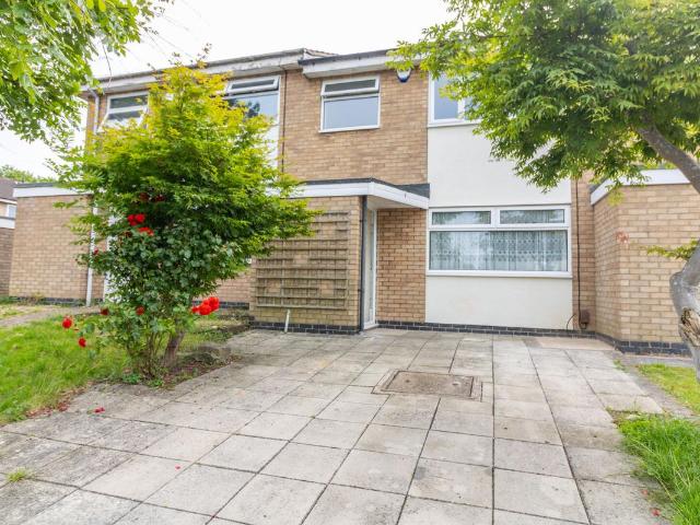 Corbet Close, Leicester LE4, 3 bed property to rent, £1,250 pcm | PrimeLocation