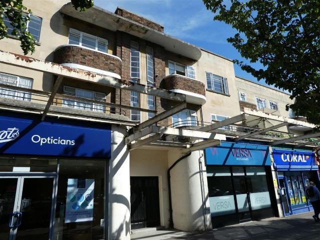 Corbets Tey Road, Upminster RM14, 2 bed flat to rent, £1,550 pcm | PrimeLocation