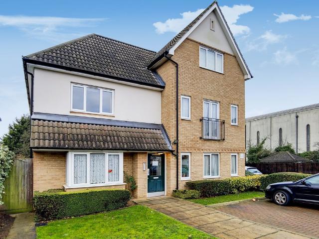 Corbins Lane, South Harrow HA2, 1 bed flat to rent, £1,500 pcm | PrimeLocation