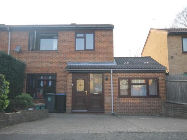 Corby Drive, Englefield Green, Egham, Surrey, TW20 0SD