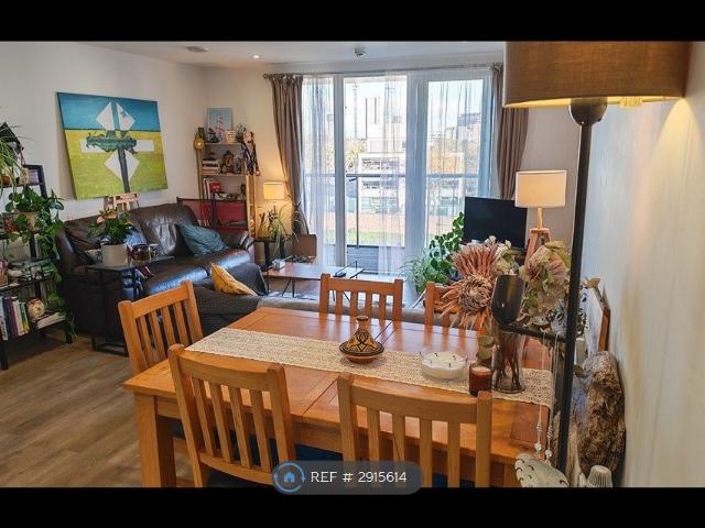 Cordelia Street, Poplar E14, 2 bed flat to rent, £2,230 pcm | PrimeLocation