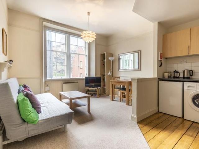 Cordiners Land, Edinburgh EH1, 1 bed flat to rent, £1,250 pcm | PrimeLocation
