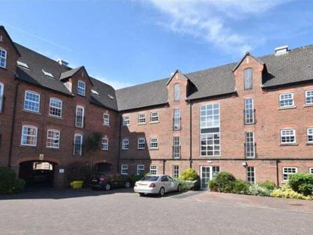 Cordwainers Court, Buckshaw Village, 2 Bedroom Apartment
