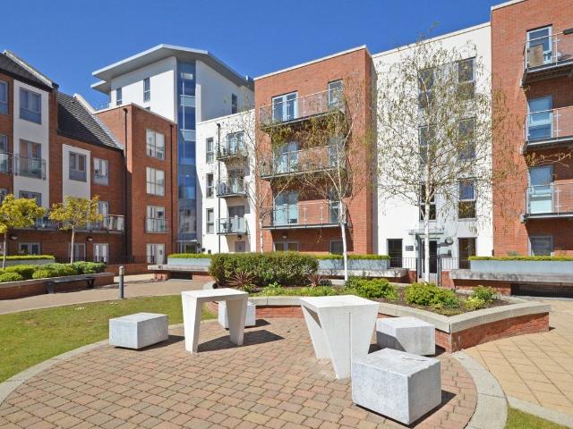 Cordwainers Court, Hungate, York YO1, 2 bed flat to rent, £1,300 pcm | PrimeLocation