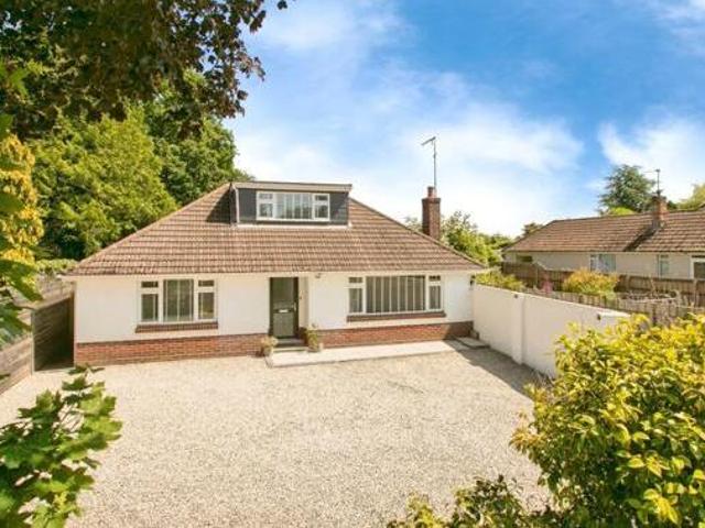 Corfe Mullen, Wareham Road, Wimborne, 4 Bedroom Bungalow