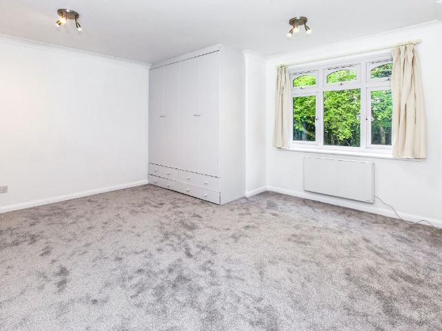 Corfe Place, Maidenhead SL6, Studio to rent, £930 pcm | PrimeLocation