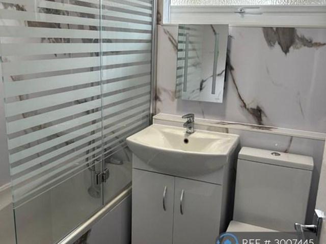 Corfield Street, London, E2 2 bed terraced house to rent £3,599 pcm £831 pw