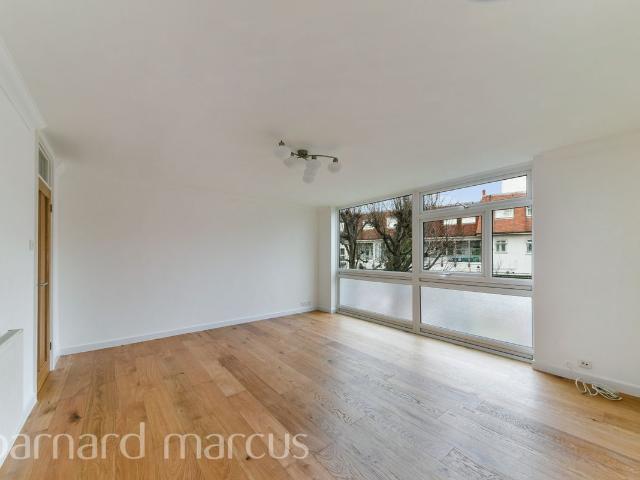 Corfton Road, Ealing W5, 2 bed flat to rent, £2,350 pcm | PrimeLocation