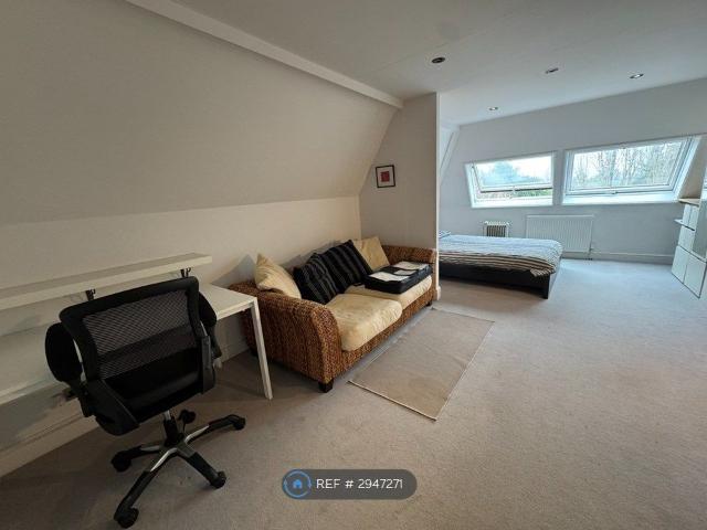 Corfton Road, London W5, Studio to rent, £1,100 pcm | PrimeLocation