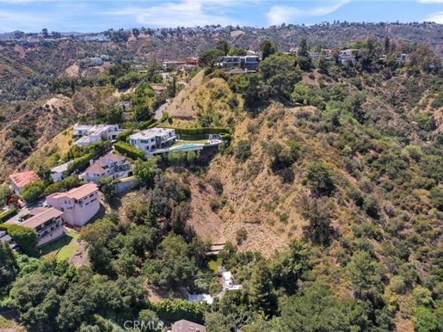 Corfu Ln, Los Angeles, CA 90077