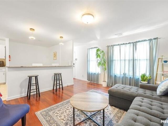 Coriander Way, Englewood, Condo For Sale