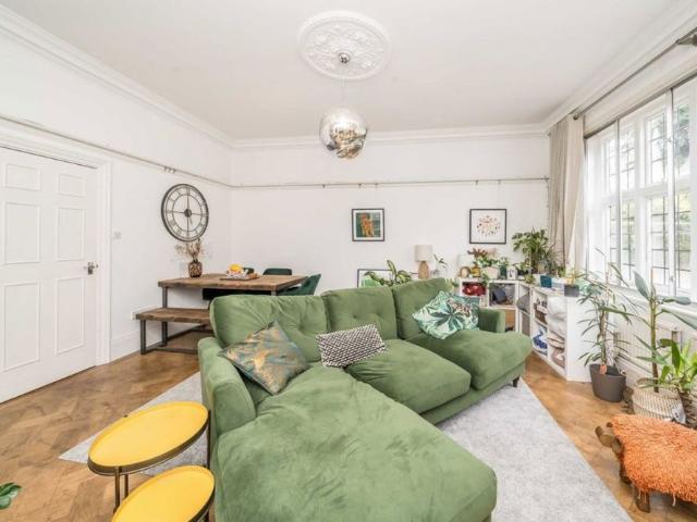 Corkran Road, KT6, London