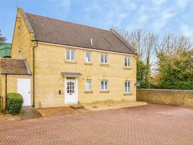 Corncrake Way, Bicester, 2 Bedroom Flat