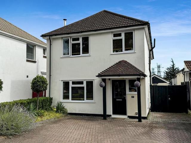 Cornelia Crescent, Poole 4 bed detached house to rent £2,250 pcm £519 pw