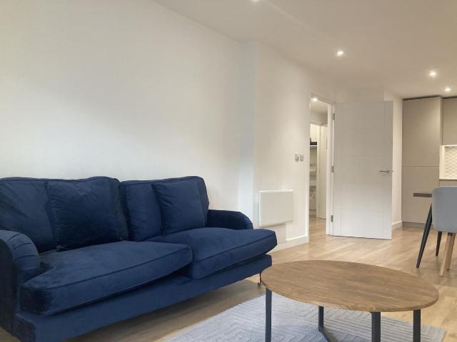 Cornelia House, Caversham Road, London NW9, 1 bed flat to rent, £1,800 pcm | PrimeLocation