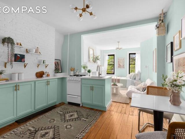 Cornelia St Apt,manhattan, Property For Sale