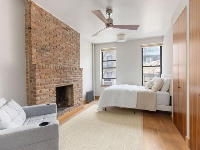 Cornelia St Apt,new York, Property For Sale
