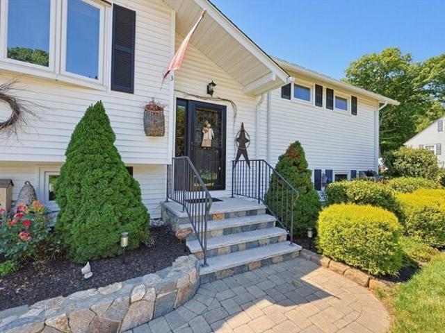 Cornell Dr, Milford, Home For Sale