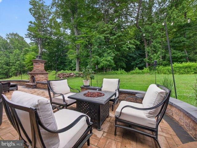 Cornell Rd, Newtown, Home For Sale