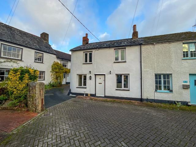 Corner Gardens, Stratton EX23, 2 bed end terrace house to rent, £950 pcm | PrimeLocation