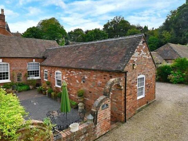 Corner House, Stableford Hall, 3 Bedroom Character