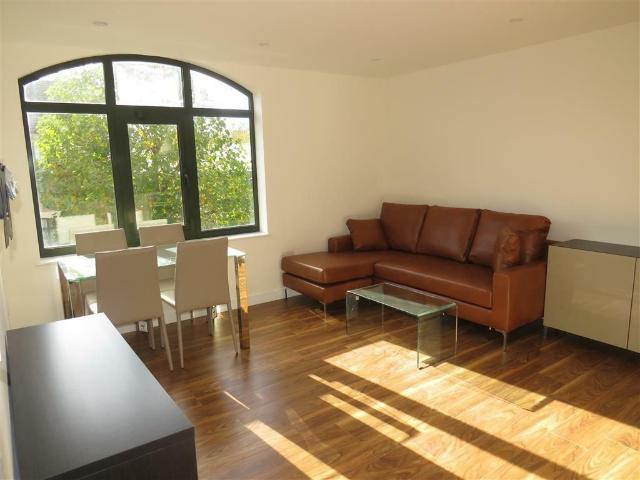Corner Hall, Hemel Hempstead HP3, 1 bed flat to rent, £1,250 pcm | PrimeLocation