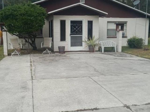 Corner lot house with several units