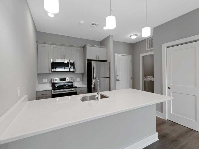 Corner Luxury Studio Studio Apartment for Rent at 105 Morris St, Albany, NY 12208 Park South