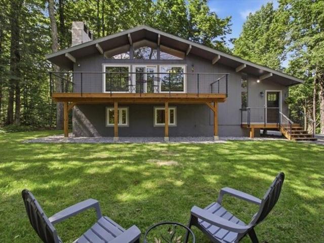 Corner Rock Rd, Winhall, Home For Sale