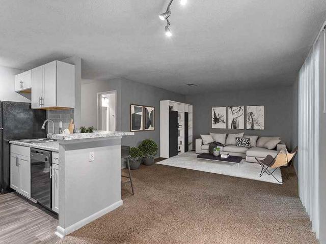 Corners at 1700 3 Bedroom Apartment for Rent at 1700 Hunter Ridge Ln, Peachtree Corners, GA 30092