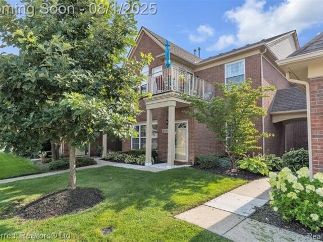 Cornerstone Dr Unit,canton, Condo For Sale