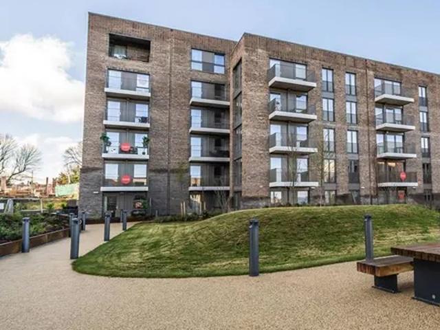 Cornforth Lane, London, NW7 1SW, United Kingdom | 1 bed apartment for rent #139622578 | Rentberry