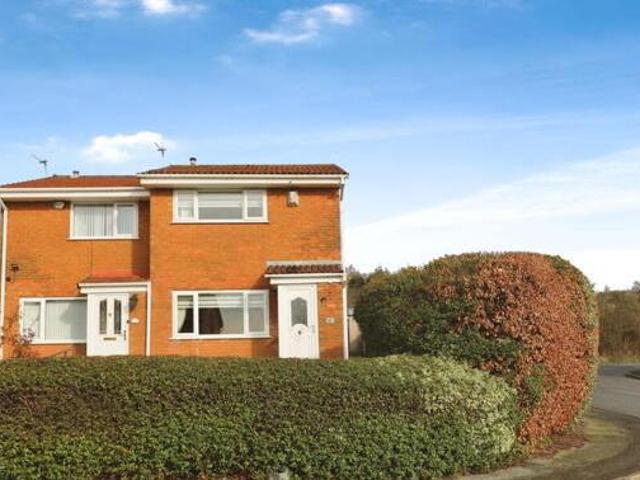 Cornfield Close, Bury, 2 Bedroom Semi detached