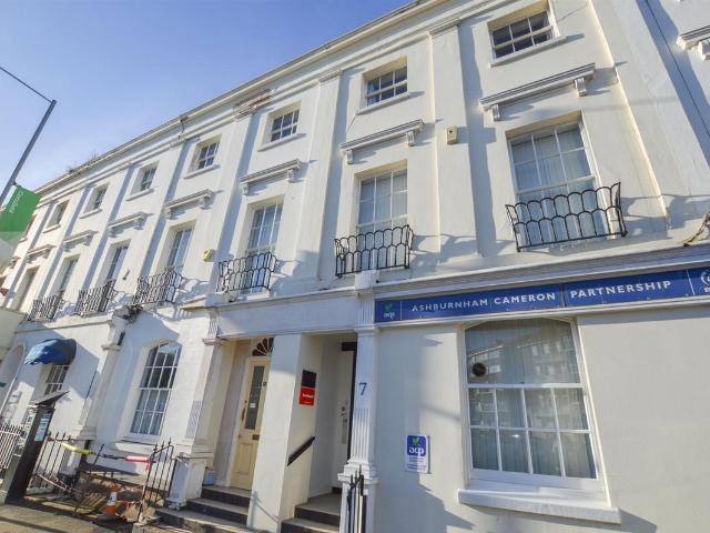 Cornfield Terrace, Eastbourne BN21, 1 bed flat to rent, £925 pcm | PrimeLocation