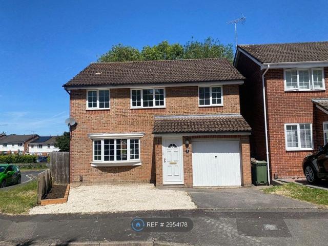 Cornfields, Andover SP10, 3 bed detached house to rent, £1,800 pcm | PrimeLocation
