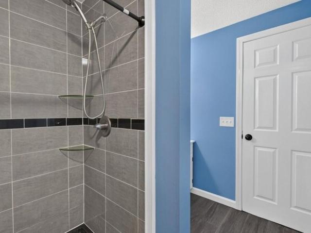 Corning Rd, Manchester, Home For Sale