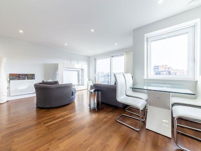 Cornmill House, London SE8, 1 bed flat to rent, £1,900 pcm | PrimeLocation