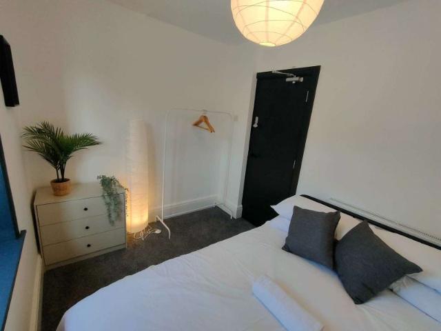 Cornwall, UK TR1, 5 bed shared accommodation to rent, £650 pcm | PrimeLocation